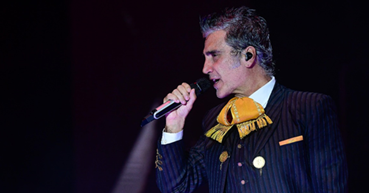 ALEJANDRO FERNÁNDEZ CONQUISTÓ AL PÚBLICO PERUANO COMO PARTE DE SU GIRA ...